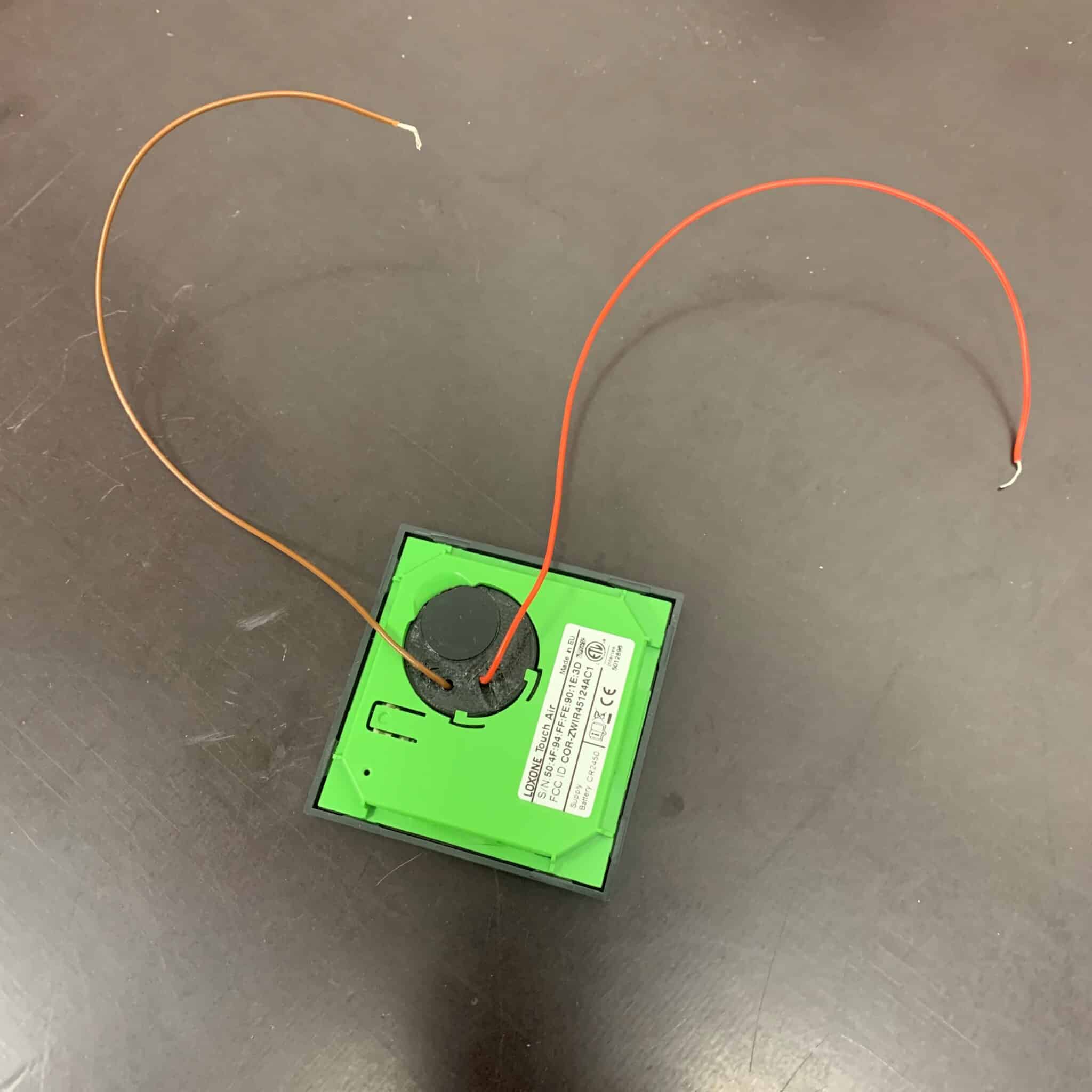 Bausatz Knopfzellenadapter für Loxone Touch - Die Allroundbastler ...