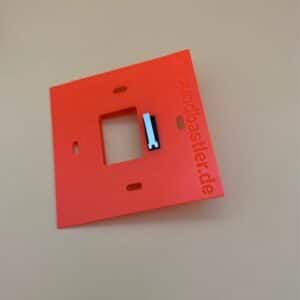 Loxone Intercom/NFC Adapter schräg für das alte Intercom ...