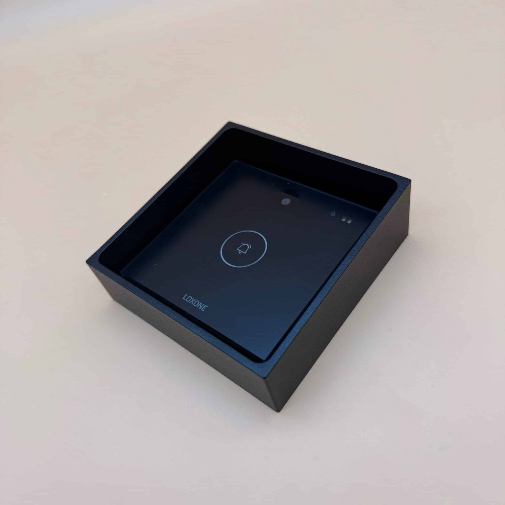 Loxone Intercom/NFC Wetterschutzgehäuse aus Aluminium - Höhe: 35mm ...